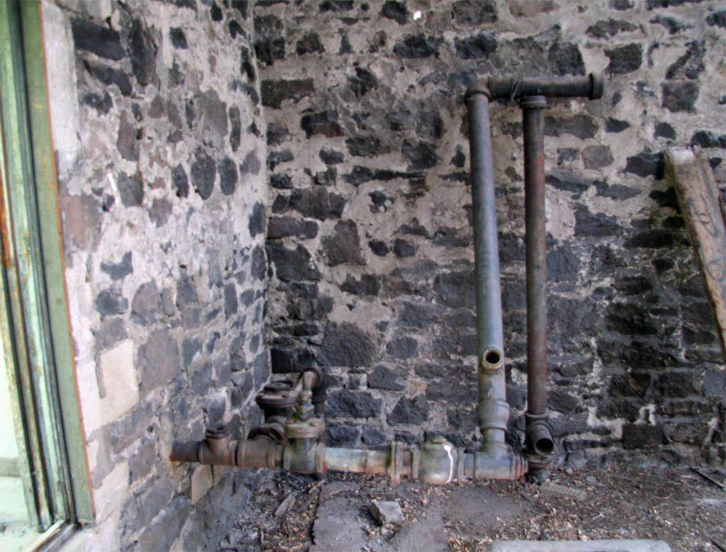 Lava Pump House